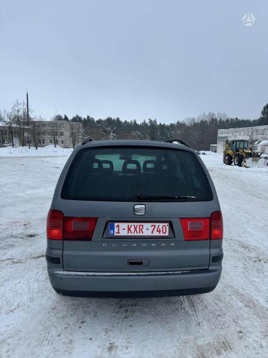 Grey SEAT Alhambra 2009 in Klaipeda, with an engine capacity of 1.90 L and mileage of 253 thousand km for 2650 €, photo 6 on AUTOMOTO.COM.LV