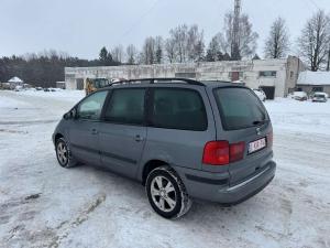 Grey SEAT Alhambra 2009 in Klaipeda, with an engine capacity of 1.90 L and mileage of 253 thousand km for 2650 €, photo 7 on AUTOMOTO.COM.LV