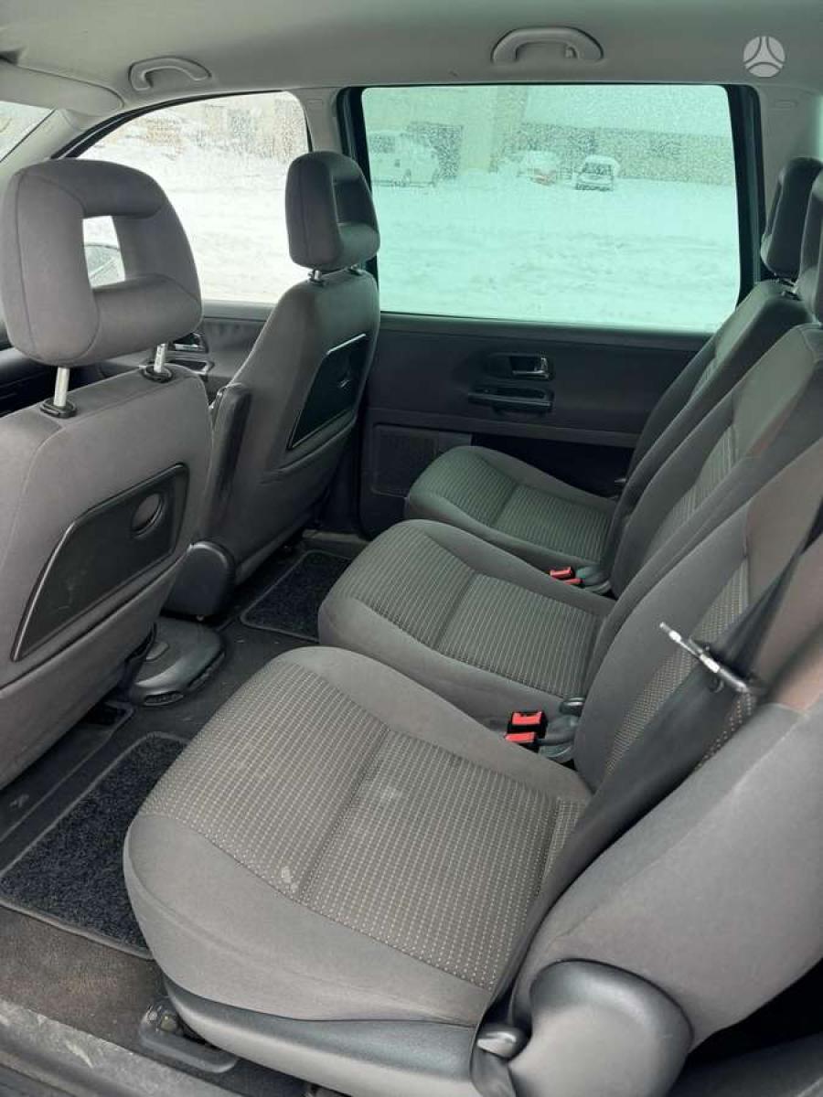 Grey SEAT Alhambra 2009 in Klaipeda, with an engine capacity of 1.90 L and mileage of 253 thousand km for 2650 €, photo 10 on AUTOMOTO.COM.LV