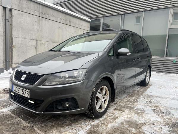 Pelēks SEAT Alhambra 2010 Viļņa, ar dzinēja tilpumu 1.97 L un nobraukumu 339 tūkst. km par 4750 €, foto 1 vietnē AUTOMOTO.COM.LV