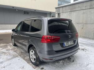Grey SEAT Alhambra 2010 in Vilnius, with an engine capacity of 1.97 L and mileage of 339 thousand km for 4750 €, photo 5 on AUTOMOTO.COM.LV