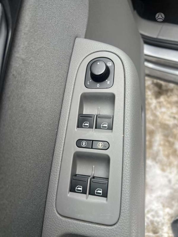 Grey SEAT Alhambra 2010 in Vilnius, with an engine capacity of 1.97 L and mileage of 339 thousand km for 4750 €, photo 11 on AUTOMOTO.COM.LV