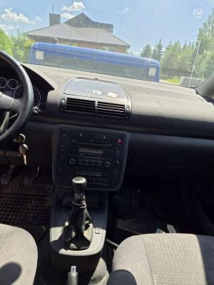 Pelēks SEAT Alhambra 2010 Marijampole, ar dzinēja tilpumu 1.97 L un nobraukumu 290 tūkst. km par 1650 €, foto 10 vietnē AUTOMOTO.COM.LV