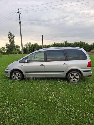Grey SEAT Alhambra 2010 in Alytus, with an engine capacity of 1.97 L and mileage of 394 thousand km for 2500 €, photo 7 on AUTOMOTO.COM.LV