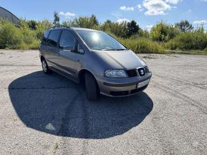 Pelēks SEAT Alhambra 2010 Panevēža, ar dzinēja tilpumu 1.90 L un nobraukumu 287 tūkst. km par 4100 €, foto 5 vietnē AUTOMOTO.COM.LV