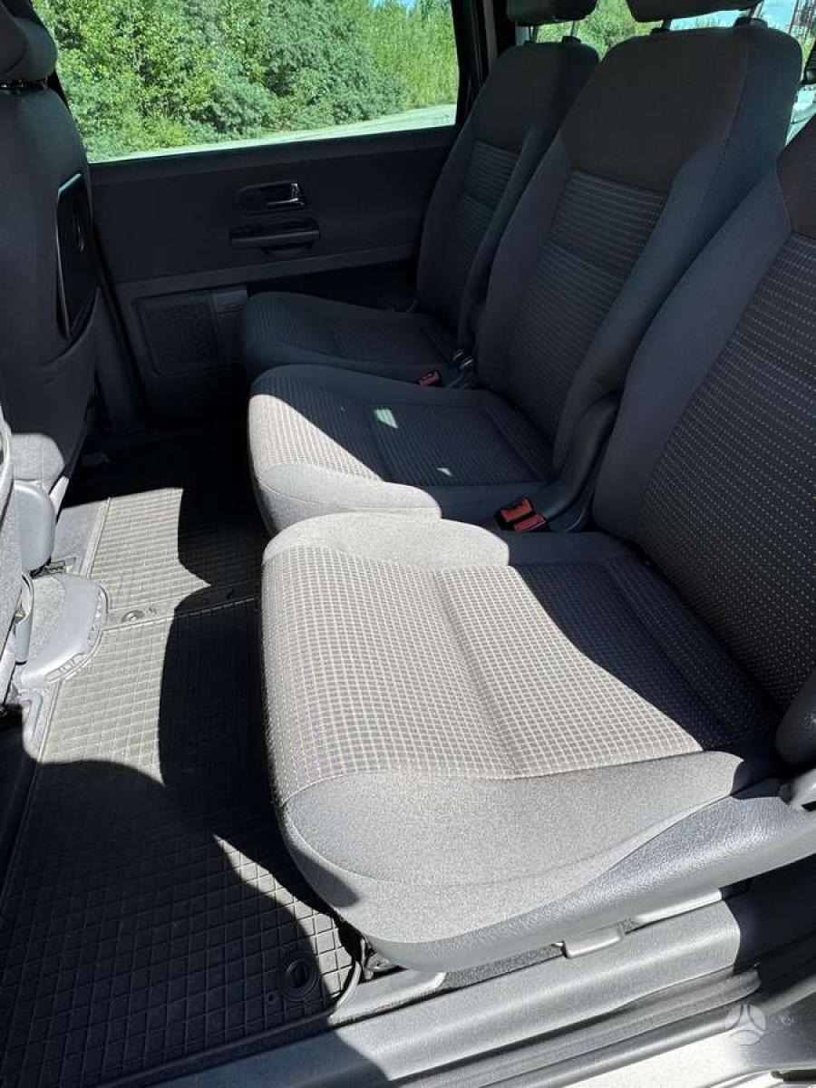 Pelēks SEAT Alhambra 2010 Panevēža, ar dzinēja tilpumu 1.90 L un nobraukumu 287 tūkst. km par 4100 €, foto 9 vietnē AUTOMOTO.COM.LV