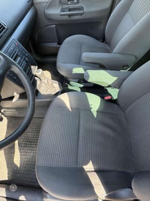 Pelēks SEAT Alhambra 2010 Panevēža, ar dzinēja tilpumu 1.90 L un nobraukumu 287 tūkst. km par 4100 €, foto 11 vietnē AUTOMOTO.COM.LV