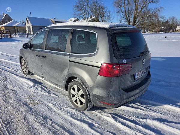 Grey SEAT Alhambra 2011 in Marijampole, with an engine capacity of 1.97 L and mileage of 290 thousand km for 5900 €, photo 5 on AUTOMOTO.COM.LV