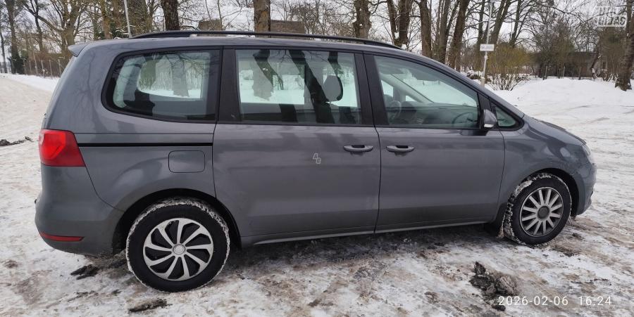 Grey SEAT Alhambra 2011 in Kaunas, with an engine capacity of 2.00 L and mileage of 305 thousand km for 5500 €, photo 6 on AUTOMOTO.COM.LV