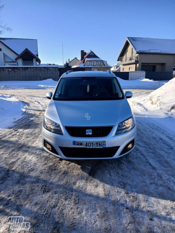 Grey SEAT Alhambra 2011 in Taurage, with an engine capacity of 2.00 L and mileage of 315 thousand km for 6850 €, photo 1 on AUTOMOTO.COM.LV