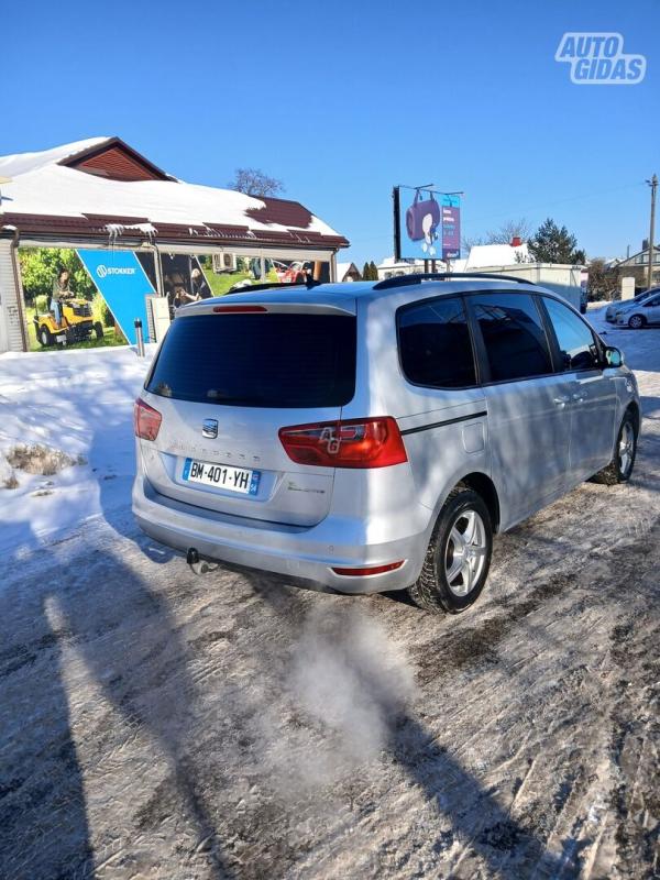 Grey SEAT Alhambra 2011 in Taurage, with an engine capacity of 2.00 L and mileage of 315 thousand km for 6850 €, photo 4 on AUTOMOTO.COM.LV