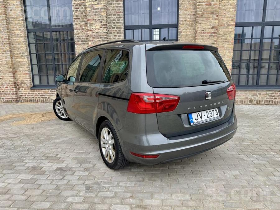 Pelēks SEAT Alhambra 2011 Rīga, ar dzinēja tilpumu 2.00 L un nobraukumu 339 tūkst. km par 5700 €, foto 4 vietnē AUTOMOTO.COM.LV