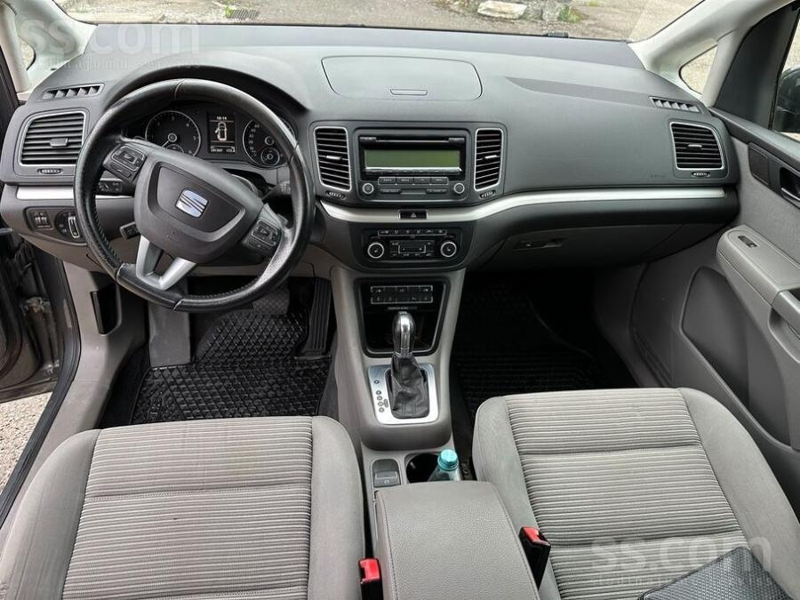 Grey SEAT Alhambra 2011 in Rezekne, with an engine capacity of 2.00 L and mileage of 341 thousand km for 5400 €, photo 22 on AUTOMOTO.COM.LV
