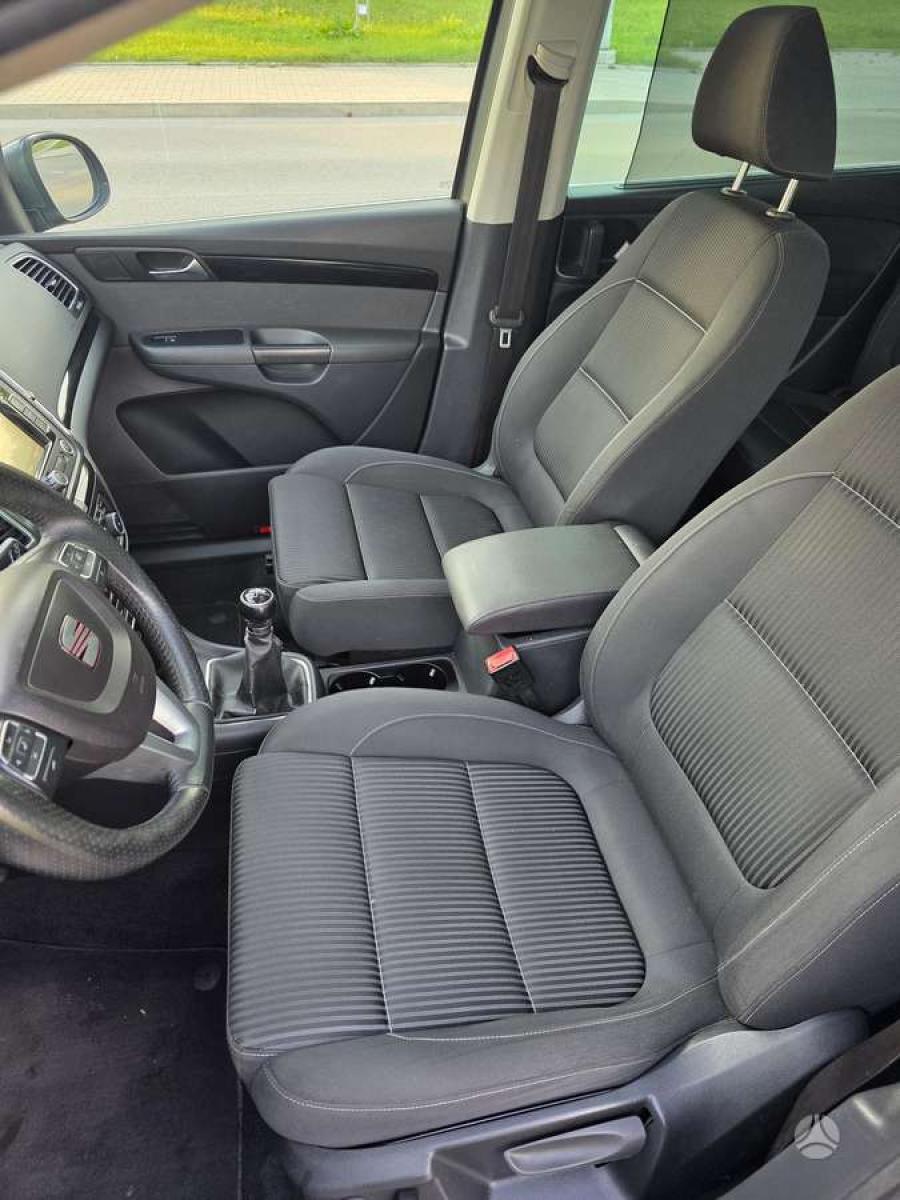 Pelēks SEAT Alhambra 2011 Vilkaviškis, ar dzinēja tilpumu 1.97 L un nobraukumu 300 tūkst. km par 7350 €, foto 10 vietnē AUTOMOTO.COM.LV