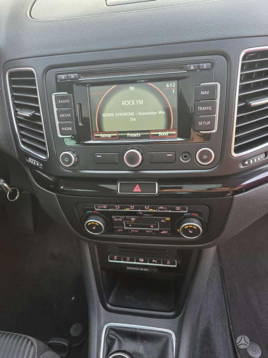 Pelēks SEAT Alhambra 2011 Vilkaviškis, ar dzinēja tilpumu 1.97 L un nobraukumu 300 tūkst. km par 7350 €, foto 15 vietnē AUTOMOTO.COM.LV