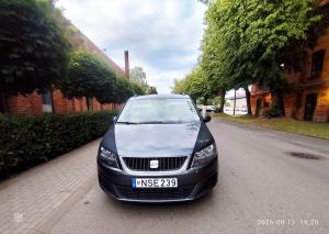 Grey SEAT Alhambra 2011 in Kaunas, with an engine capacity of 1.97 L and mileage of 311 thousand km for 6400 €, photo  on AUTOMOTO.COM.LV