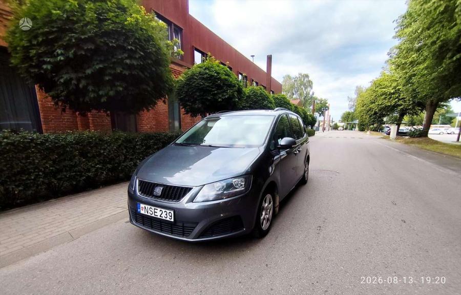 Grey SEAT Alhambra 2011 in Kaunas, with an engine capacity of 1.97 L and mileage of 311 thousand km for 6400 €, photo 3 on AUTOMOTO.COM.LV