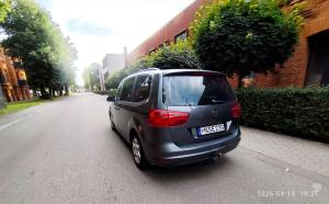 Grey SEAT Alhambra 2011 in Kaunas, with an engine capacity of 1.97 L and mileage of 311 thousand km for 6400 €, photo 10 on AUTOMOTO.COM.LV