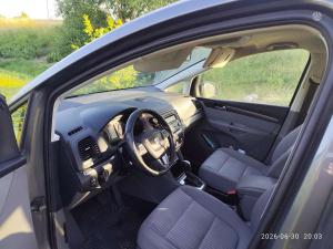 Grey SEAT Alhambra 2011 in Kaunas, with an engine capacity of 1.97 L and mileage of 311 thousand km for 6400 €, photo 12 on AUTOMOTO.COM.LV