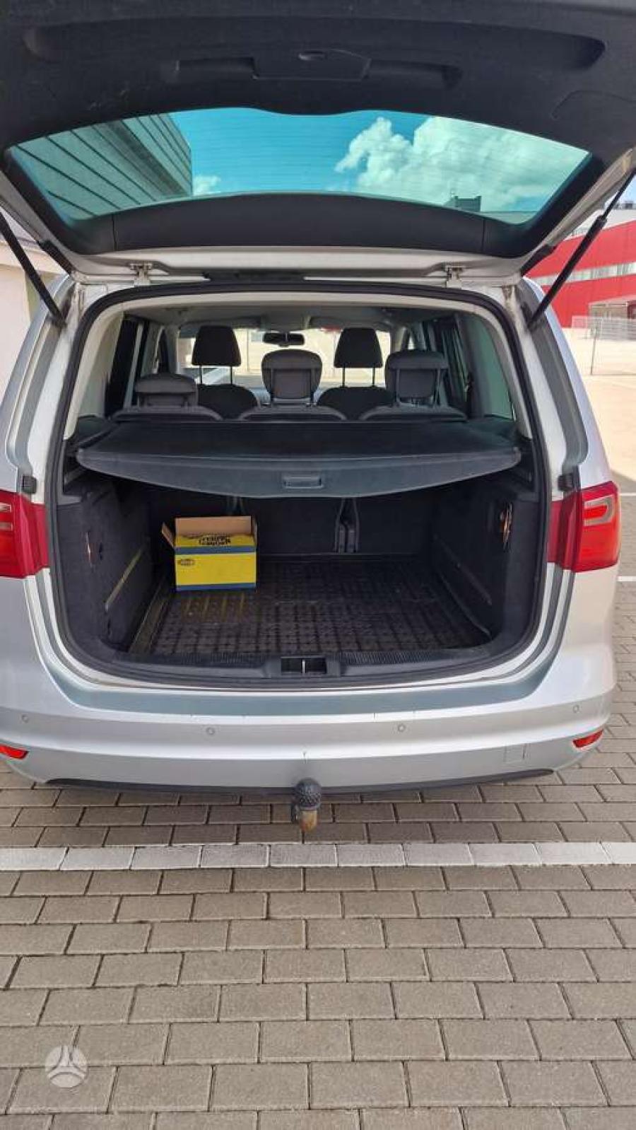 Pelēks SEAT Alhambra 2011 Kauņa, ar dzinēja tilpumu 1.97 L un nobraukumu 406 tūkst. km par 3750 €, foto 6 vietnē AUTOMOTO.COM.LV