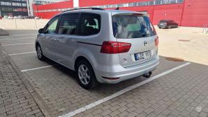 Grey SEAT Alhambra 2011 in Kaunas, with an engine capacity of 1.97 L and mileage of 406 thousand km for 3950 €, photo 3 on AUTOMOTO.COM.LV