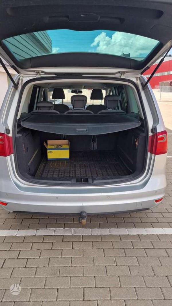 SEAT Alhambra 2011 Kauņa vietnē Pelēks SEAT Alhambra 2011 Kauņa, ar dzinēja tilpumu 1.97 L un nobraukumu 406 tūkst. km par 3950 €, foto 6 vietnē AUTOMOTO.COM.LV
