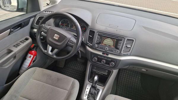 SEAT Alhambra 2011 Kauņa vietnē Pelēks SEAT Alhambra 2011 Kauņa, ar dzinēja tilpumu 1.97 L un nobraukumu 406 tūkst. km par 3950 €, foto 8 vietnē AUTOMOTO.COM.LV