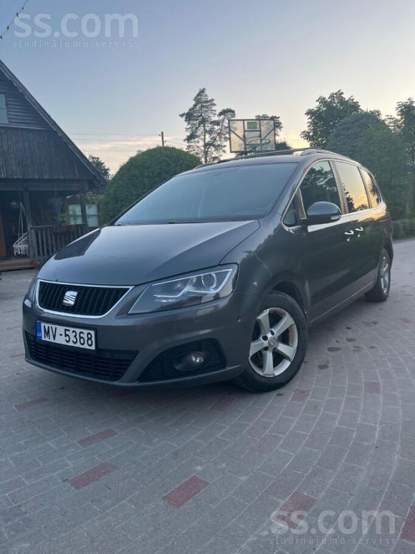 Grey SEAT Alhambra 2012 in Jelgava, with an engine capacity of 2.00 L and mileage of 256 thousand km for 550 €, photo 1 on AUTOMOTO.COM.LV