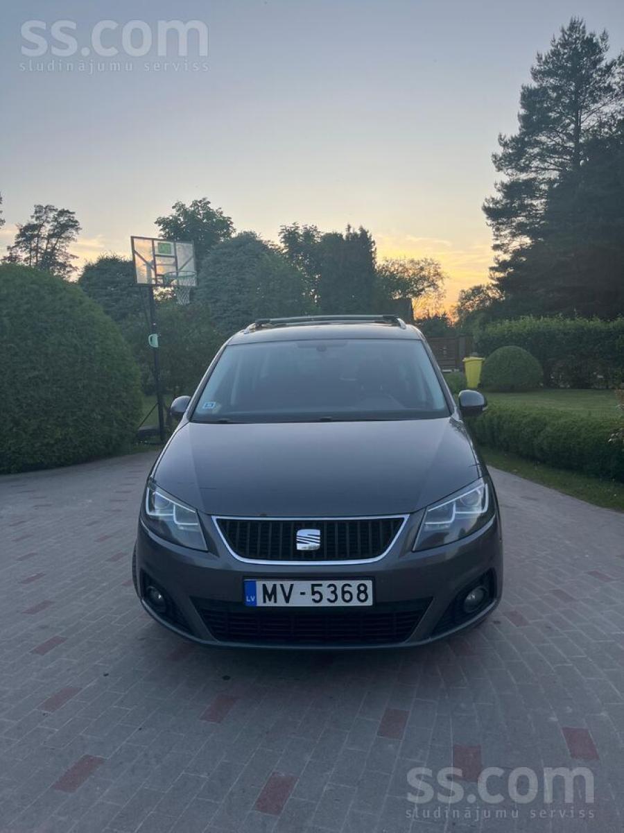 Grey SEAT Alhambra 2012 in Jelgava, with an engine capacity of 2.00 L and mileage of 256 thousand km for 550 €, photo 2 on AUTOMOTO.COM.LV