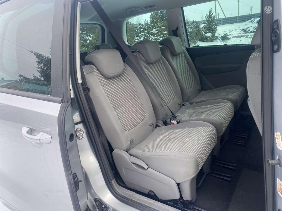 Pelēks SEAT Alhambra 2012 Marijampole, ar dzinēja tilpumu 1.97 L un nobraukumu 235 tūkst. km par 7250 €, foto 9 vietnē AUTOMOTO.COM.LV