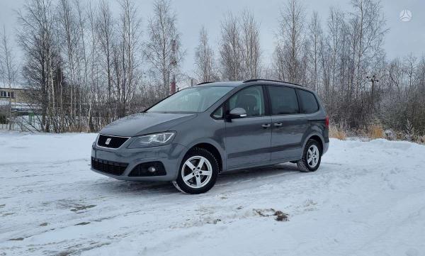 Grey SEAT Alhambra 2012 in Siauliai, with an engine capacity of 1.97 L and mileage of 220 thousand km for 8850 €, photo 2 on AUTOMOTO.COM.LV