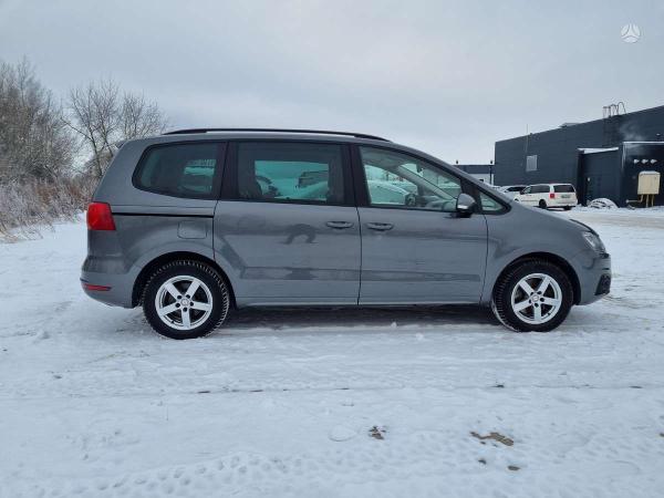 Grey SEAT Alhambra 2012 in Siauliai, with an engine capacity of 1.97 L and mileage of 220 thousand km for 8850 €, photo 4 on AUTOMOTO.COM.LV