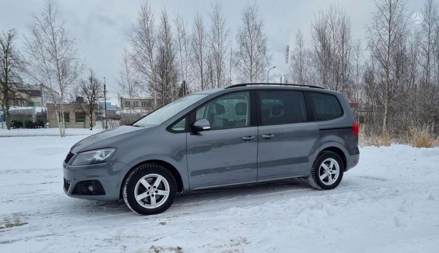 Grey SEAT Alhambra 2012 in Siauliai, with an engine capacity of 1.97 L and mileage of 220 thousand km for 8850 €, photo 6 on AUTOMOTO.COM.LV