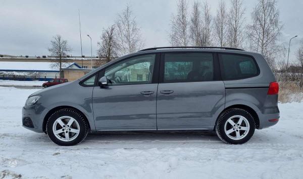 Grey SEAT Alhambra 2012 in Siauliai, with an engine capacity of 1.97 L and mileage of 220 thousand km for 8850 €, photo 7 on AUTOMOTO.COM.LV