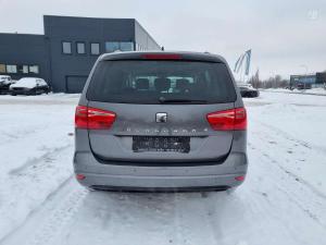 Grey SEAT Alhambra 2012 in Siauliai, with an engine capacity of 1.97 L and mileage of 220 thousand km for 8850 €, photo 9 on AUTOMOTO.COM.LV