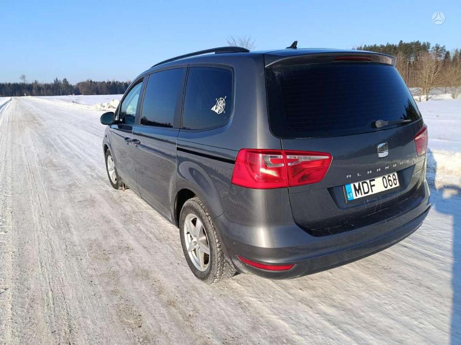 Pelēks SEAT Alhambra 2012 Tauragė, ar dzinēja tilpumu 1.97 L un nobraukumu 198 tūkst. km par 7200 €, foto 2 vietnē AUTOMOTO.COM.LV