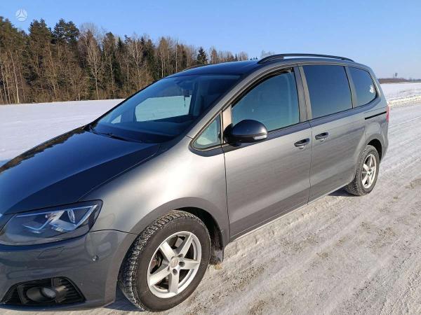 Grey SEAT Alhambra 2012 in Taurage, with an engine capacity of 1.97 L and mileage of 198 thousand km for 7200 €, photo 4 on AUTOMOTO.COM.LV