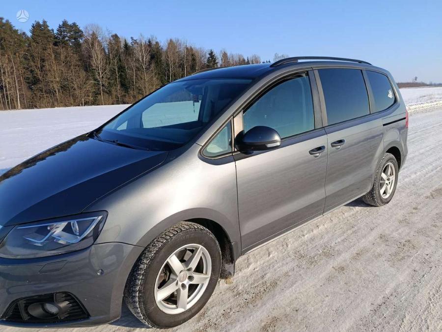 Pelēks SEAT Alhambra 2012 Tauragė, ar dzinēja tilpumu 1.97 L un nobraukumu 198 tūkst. km par 7200 €, foto 4 vietnē AUTOMOTO.COM.LV