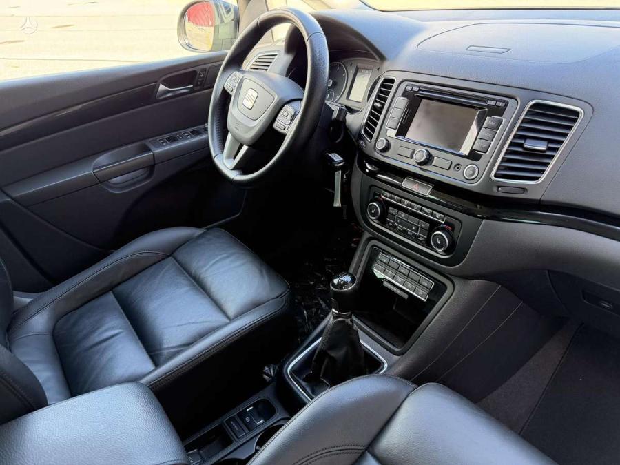Pelēks SEAT Alhambra 2012 Kauņa, ar dzinēja tilpumu 1.97 L un nobraukumu 240 tūkst. km par 9250 €, foto 16 vietnē AUTOMOTO.COM.LV