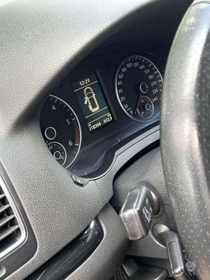 Grey SEAT Alhambra 2012 in Kaunas, with an engine capacity of 1.97 L and mileage of 318 thousand km for 7200 €, photo 15 on AUTOMOTO.COM.LV