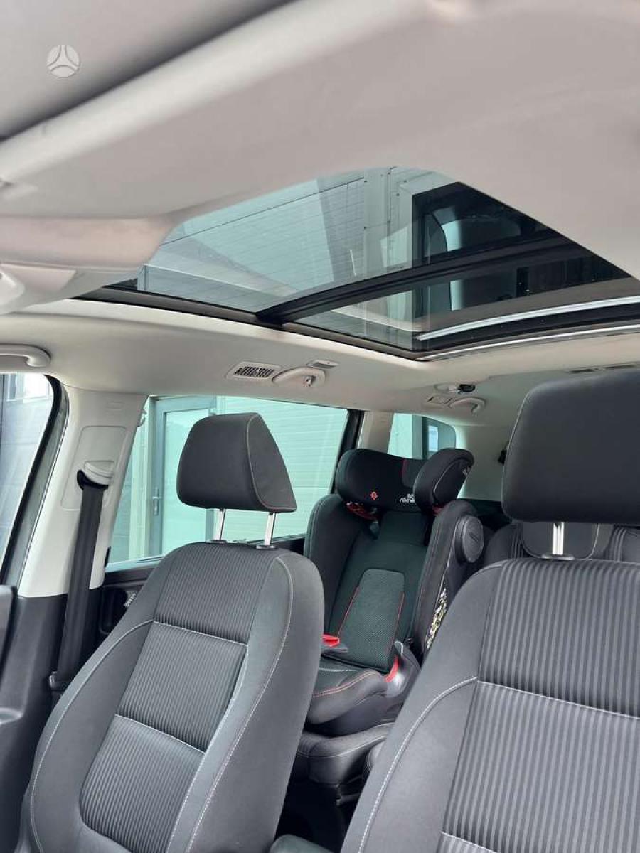 Grey SEAT Alhambra 2012 in Kaunas, with an engine capacity of 1.97 L and mileage of 318 thousand km for 7200 €, photo 25 on AUTOMOTO.COM.LV
