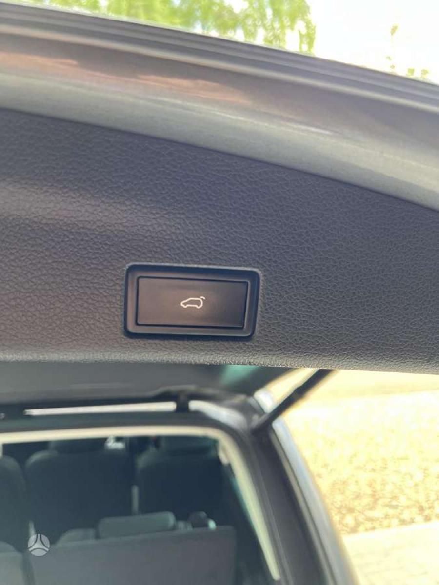 Grey SEAT Alhambra 2012 in Kaunas, with an engine capacity of 1.97 L and mileage of 318 thousand km for 7200 €, photo 26 on AUTOMOTO.COM.LV