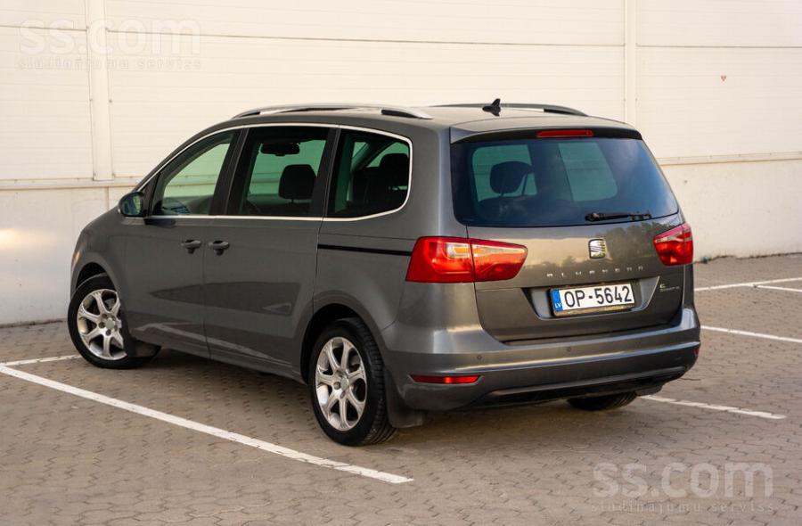 Pelēks SEAT Alhambra 2012 Rīga, ar dzinēja tilpumu 2.00 L un nobraukumu 326 tūkst. km par 5990 €, foto 3 vietnē AUTOMOTO.COM.LV