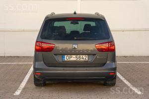 Pelēks SEAT Alhambra 2012 Rīga, ar dzinēja tilpumu 2.00 L un nobraukumu 326 tūkst. km par 5990 €, foto 4 vietnē AUTOMOTO.COM.LV