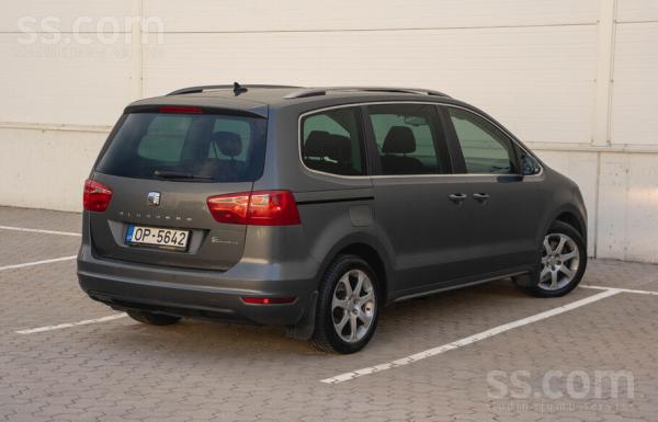 Pelēks SEAT Alhambra 2012 Rīga, ar dzinēja tilpumu 2.00 L un nobraukumu 326 tūkst. km par 5990 €, foto 5 vietnē AUTOMOTO.COM.LV