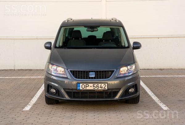 Pelēks SEAT Alhambra 2012 Rīga, ar dzinēja tilpumu 2.00 L un nobraukumu 326 tūkst. km par 5990 €, foto 9 vietnē AUTOMOTO.COM.LV