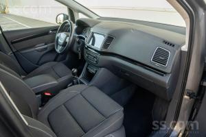 Pelēks SEAT Alhambra 2012 Rīga, ar dzinēja tilpumu 2.00 L un nobraukumu 326 tūkst. km par 5990 €, foto 14 vietnē AUTOMOTO.COM.LV