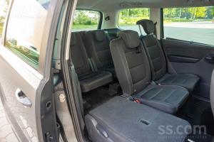 Pelēks SEAT Alhambra 2012 Rīga, ar dzinēja tilpumu 2.00 L un nobraukumu 326 tūkst. km par 5990 €, foto 27 vietnē AUTOMOTO.COM.LV