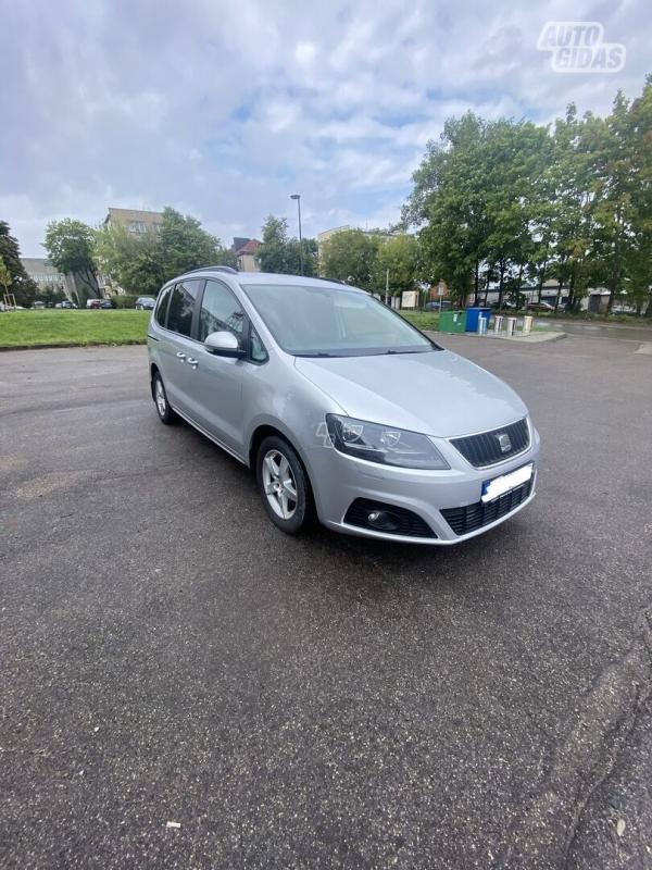 Pelēks SEAT Alhambra 2012 Panevēža, ar dzinēja tilpumu 2.00 L un nobraukumu 353 tūkst. km par 5500 €, foto 1 vietnē AUTOMOTO.COM.LV