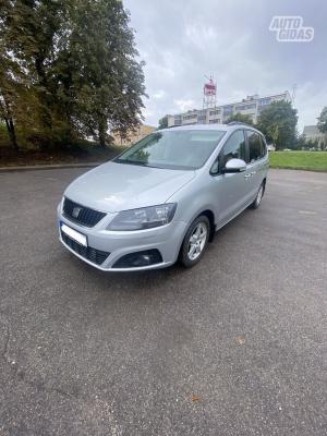 Pelēks SEAT Alhambra 2012 Panevēža, ar dzinēja tilpumu 2.00 L un nobraukumu 353 tūkst. km par 5500 €, foto 3 vietnē AUTOMOTO.COM.LV